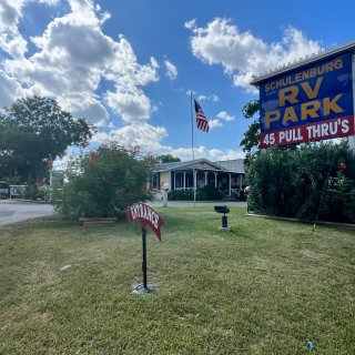 Schulenburg RV Park - Schulenburg, Texas - RV LIFE Campground Reviews